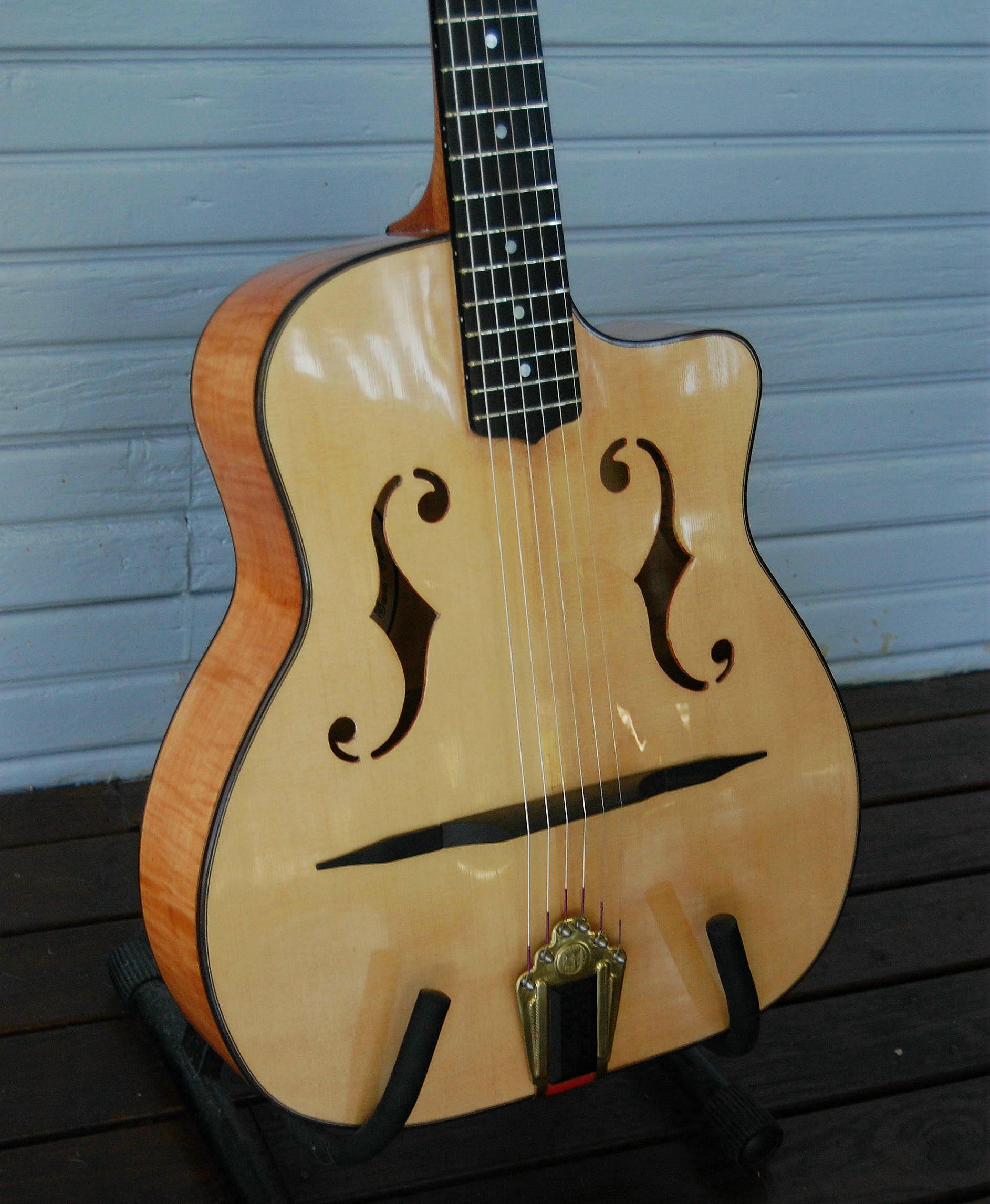 Who Makes Handmade Gypsy Guitars Page 8 — Djangobooks Forum